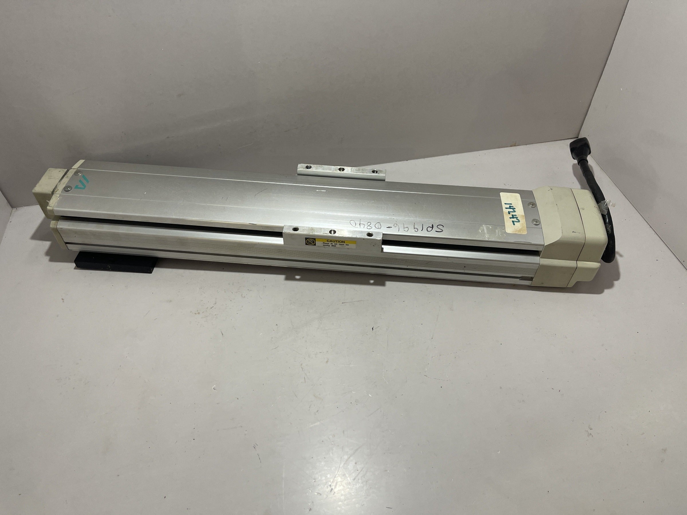 IAI Single Axis Robot IS-M-Z-M-10-200-400 EU Actuator