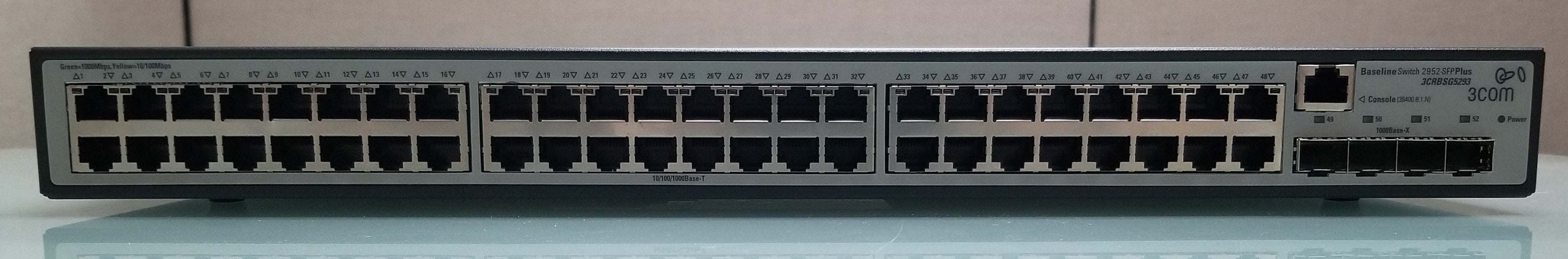 3COM BASELINE SWITCH 2952 - SFP PLUS