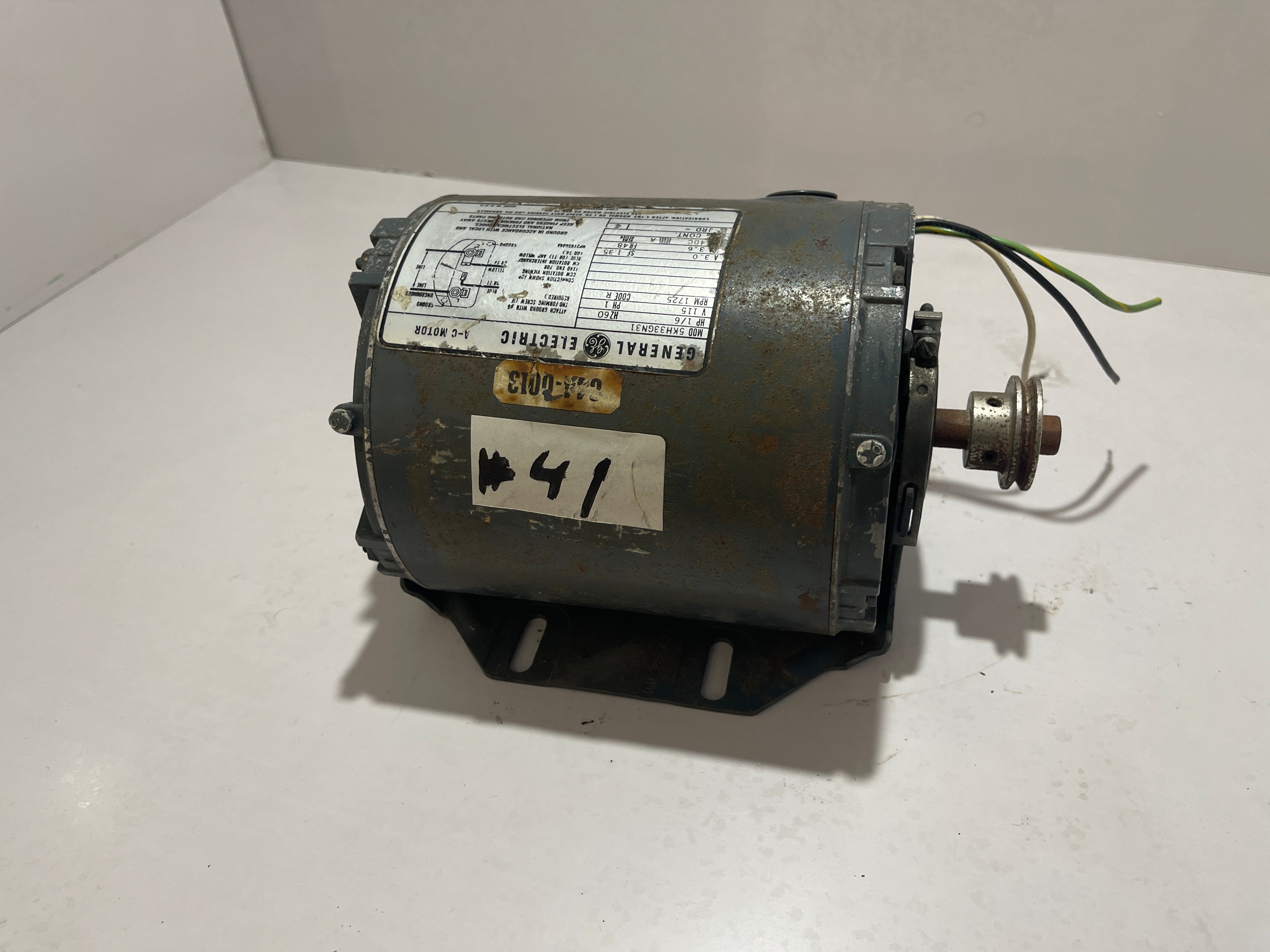 General Electric, Model: 5KH33GN31, AC 115V Motor 1/6HP, 1PH, RPM 1725