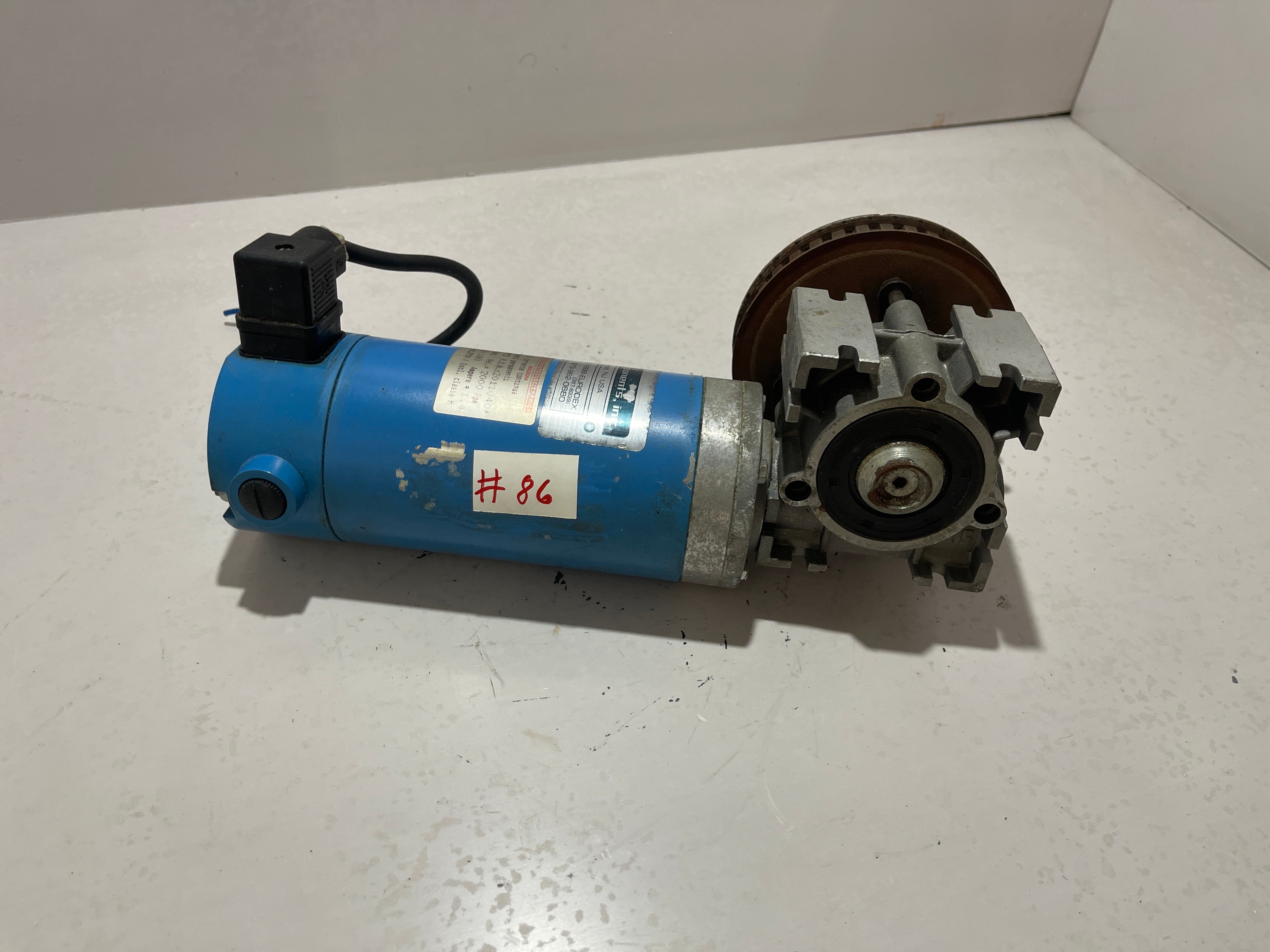 W: 180 VOLTS: 180DC RPM: 2000 MODELO: MMP3